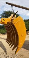China Wear Resistant Excavator Attachments Tilt Mn Q355 Q345b Excavator Root Rake for sale
