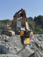 China Customized Excavator attachments excavator rocke bucket  crusher bucket yellow black bucket for sale