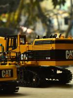 China Carter 5110B Large Excavator Collection Model Engineering Vehicles Together Metal Simulation Handpiece Ornaments for sale