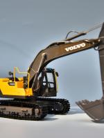 China EC220DL Alloy Excavator Model Original Engineering Vehicle Simulation Excavator Ornaments for sale