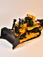 China HUINA  D10T2 1/50 Scale Alloy Bulldozer Model with Metal Tracks Collectible for sale