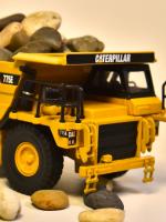 China NORSCOT 775E Dump Truck 1/64 Scale Alloy Diecast Model Vehicle Collectible Decor for sale