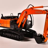 China Hitachi ZAX200 Excavator Diecast Model 1/50 Scale Collectible Construction Decor Gift for sale