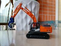China Authentic 1/50 Hitachi ZAXIS250LC-5 ZX200 ZX350LC-6 Excavator Diecast Model Toy for sale