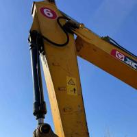China Used XCMG 215D 20 Ton Crawler Excavator Heavy Duty Industrial Construction Digger Machine for sale