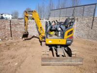 China Used 2022 XCMG XE26U Mini Excavator 2.6T Well Maintained CE ISO Landscaping Utility for sale
