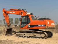 China Used Doosan DH225-7 Hydraulic Excavator 2010 Original Condition Well-Maintained for sale