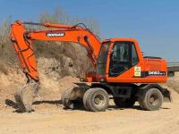 China Used Doosan 150-7 Wheel Excavator Good Condition Low Hours Construction Machinery for sale
