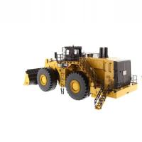 China DM Earthmoving Heavy Duty Wheel Loader Alloy Construction Vehicle Model 1/50 85505C for sale