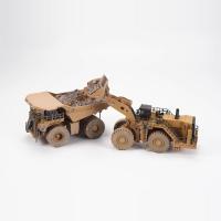 China Diecast Masters 1/125 Scale Wheel Loader & Mining Dump Truck Muddy Scene Model Set 85762 for sale