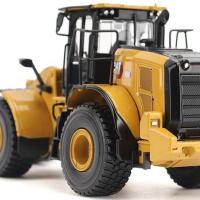 China DM 1/50 Scale Wheel Loader Model 85770 Diecast Alloy Shovel Truck Miniature for sale
