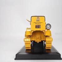 China Diecast Masters 1:16 Scale 25 Tractor Model DM Alloy Farm Vehicle Miniature 85679 for sale