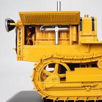 China Diecast Masters 1:16 Scale 25 Tractor Model DM Alloy Farm Vehicle Miniature 85679 for sale