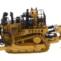 China DM 1/50 Scale Dozer Earthmoving Vehicle Alloy Loader Model 85711 Collectible Diecast Toy for sale