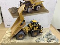 China DM 1/50 Scale Heavy Duty Off-Highway Dump Truck Muddy Special Edition Diecast Model 85756 for sale