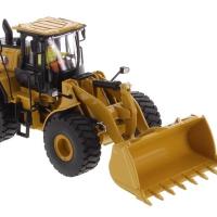 China DM New 1/50 Scale Wheel Loader Diecast Alloy Shovel Model 85686 Construction Vehicle for sale