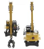China DM MH3040 Material Handler Alloy Excavator Engineering Vehicle Model 1/50 Diecast 85958 for sale