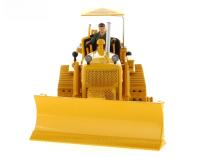 China DM 1/50 Scale Tracked Bulldozer D7C Dozer Diecast Construction Vehicle Model 85577 for sale