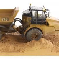 China DM 1:50 Scale Articulated Truck Weathered Dump Truck Model 85704 Diecast Collectible for sale