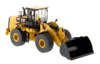 China Diecast Masters DM  950M Wheel Loader 1:50 Scale Diecast Engineering Model 85914 for sale