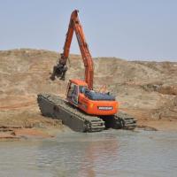 China Custom 10-45 Ton Excavator Amphibious Undercarriage Floating Pontoon Track Chassis for Wetland Dredging Projects for sale