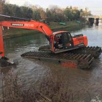 China Amphibious Excavator Pontoon Float Undercarriage with Crawler Chain for Reservoir Dredging Sand Gravel Soil Tanks for sale