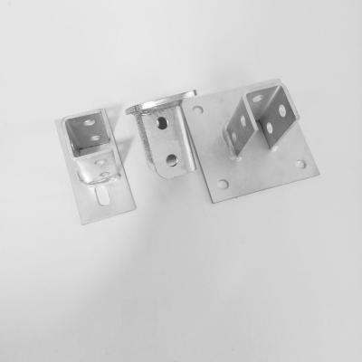China 1-5/8 Inch 12-Gauge Silver Zinc Plated Steel 4-Hole Base Strut Channel Fittings for sale