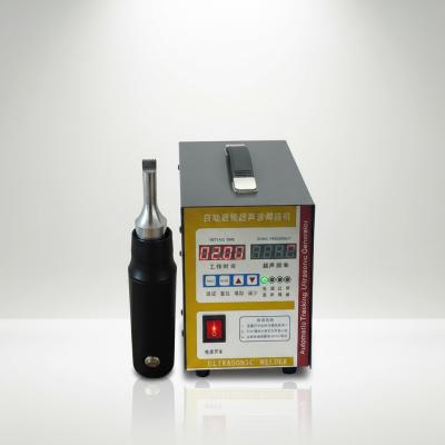 China Handheld Ultrasonic Welding Machine 28k Easy Operate For Automotive Textile Industry for sale