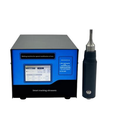 China Handheld 2000W 28kHz Ultrasonic Welding Machine For Automotive Modification for sale