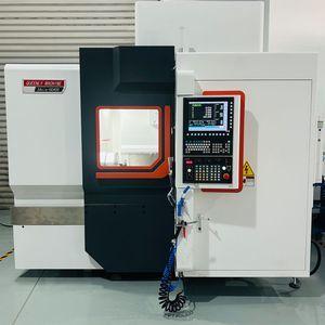 China Smart UC400 5-Axis CNC Machining Center for Sophisticated Milling and Complex Parts Production for sale