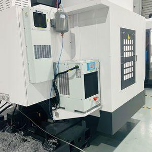 China Versatile UC400 5-Axis CNC Machining Center for Flexible Precision Milling and Complex Parts Production for sale
