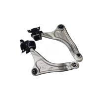 China Lower Control Arm BJ32-3A503-AG for Range Rover Land Rover Suspension Arm 10pcs MOQ for sale
