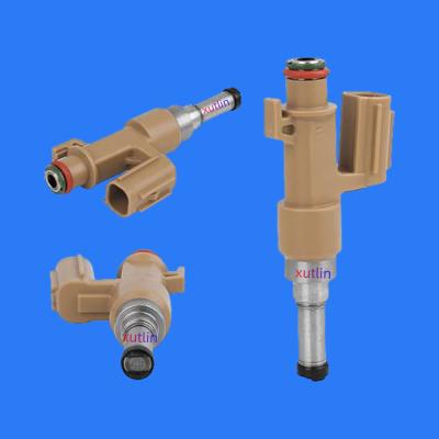 China Auto Common Rail Diesel Fuel Injectors for Toyota Tundra 5.7L Land Cruiser 4.6L Lexus OEM 23250-38040 for sale
