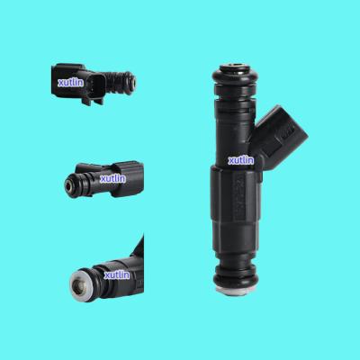 China Auto Common Rail Diesel Fuel Injector for Ford Focus Ecosport Mondeo C-Max 2.0L 1.8L 2004-2010 OEM 0280156154 for sale
