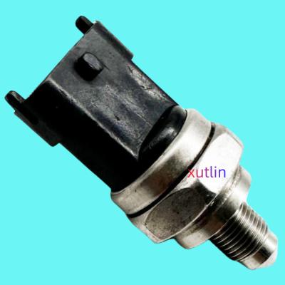 China Fuel Injection Pressure Sensor for Porsche Cayman 911 997 958 GTS GT2 4.8L V8 OEM 94860623001 for sale