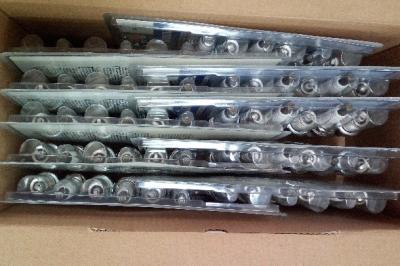 China Auto Engine Spark Plugs For Land    OEM 8692072 for sale