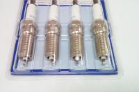 China Auto Engine Spark Plugs For Land    OEM 30758130 for sale
