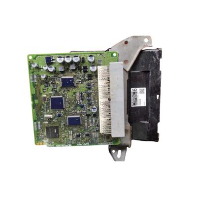 China Engine Control Unit ECU for Toyota Yaris 1.5T NHP130R Vitz 2014-2018 OEM 89681-0D100 12V for sale