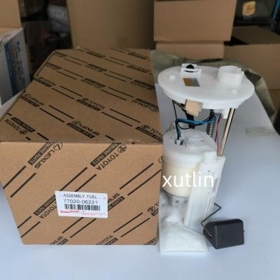 China Xutlin Engine Fuel Filter 77020-06221 for Toyota OEM Replacement 6 Months Warranty for sale