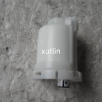 China Engine Fuel Filter for Toyota OEM 23300-21010 High Quality 6 Month Warranty for sale
