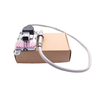China Auto Engine Spare Parts Nitrogen Oxide NOx Sensor 24V OEM 5WK97331 for Mercedes Benz Actros Axor for sale