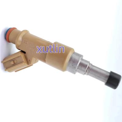 China Diesel Fuel Nozzle 23250-0C090 23209-0C090 For Toyota Tundra 4.6L 5.7L 2002-2014 for sale