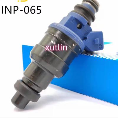 China Fuel Injector Nozzle INP-534 SDH240 MD189021 for 1994-1996 Mitsubishi Montero 3.5L V6 for sale