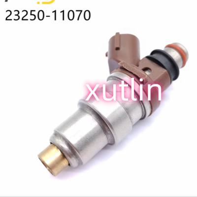 China Fuel Injector Nozzles 23209-28050 2325028050 23250-28050 for 2001-2003 Toyota RAV4 2.0L for sale