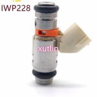 China Fuel Injector Nozzle IWP228 IWP-228 for Hyundai Tucson SantaFe Veracruz 2.0L for sale