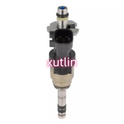 China Fuel Injector Nozzle 12668390 A12668390 12698484 for 2014-2017 Chevrolet GMC Sierra 1500 5.3L for sale