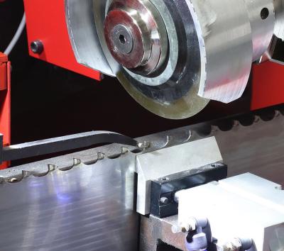 China Carbide Band Saw Blade Sharpening Machine 1kw Motor 15-200mm Blade Width for sale