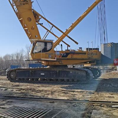 China Yellow 180T Xcmg Crawler Crane 90% New For Handling Large Ores And Rocks for sale