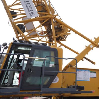 China Yellow Second Hand Crawler Cranes 254t In Marine Engineering And Complete The Project Well for sale
