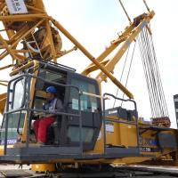 China Second Hand 260T Used Crawler Cranes 117m/Min Hositing Rope Speed XGC260 for sale